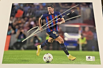 Robert Lewandowski FC Barcelona Signed Autographed 8x10 Photo | eBay