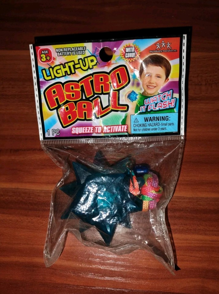 LITE UP ASTRO BALL NEW Kids Toy 3 FLASHING COLORS W/ NECK CORD ...