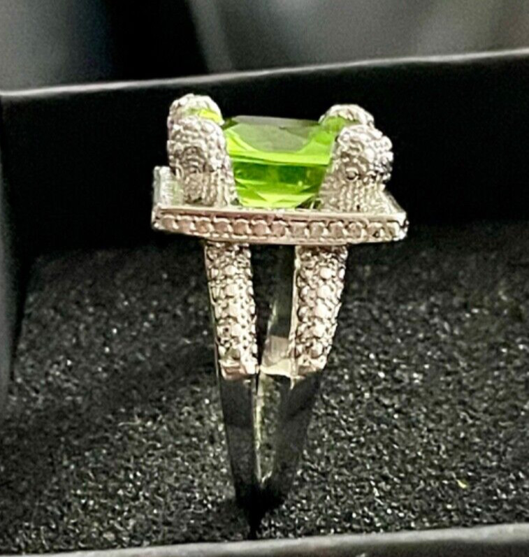 Silver Square Green UV Reactive Uranium Glass Ring Si… - Gem