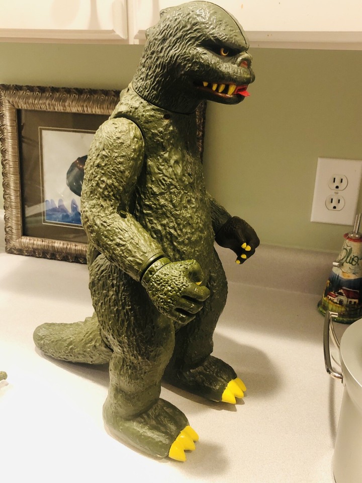 Rare MATTEL 1977 SHOGUN WARRIORS GODZILLA SHOOTING FIST HAND PART Mold ...