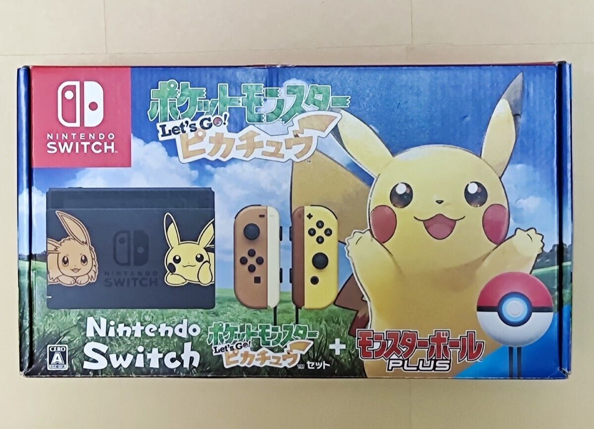 Nintendo Switch HAC-001 Pikachu & Eevee Edition with Pokémon: Let's Go ...
