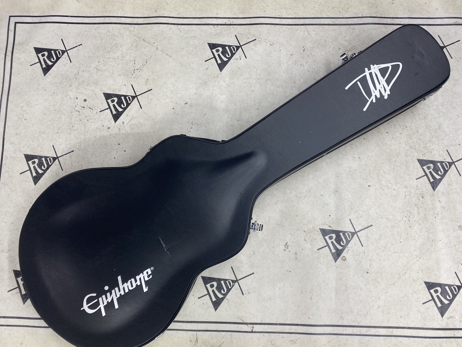 Epiphone Dave Grohl ES-335 Casino Electric Guitar Hardshell Case | eBay