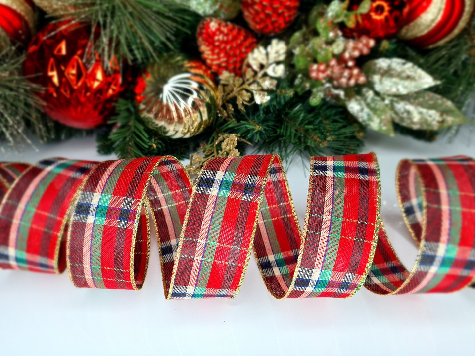 NEW Wired Edge Christmas Ribbon Tree Topper Bow Decoration Festive ...