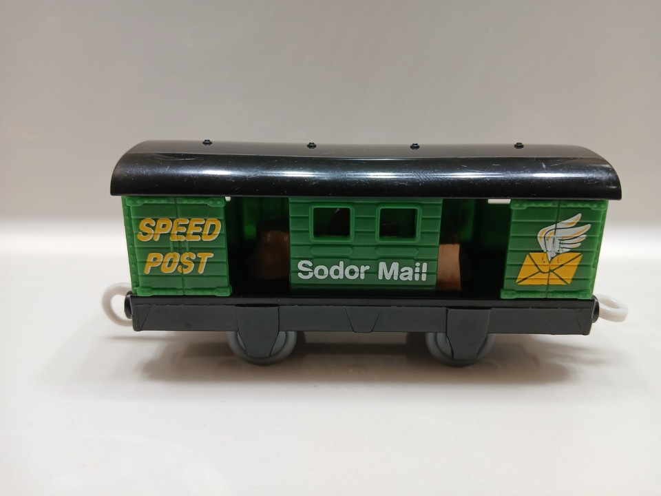 Thomas and Friends Trackmaster Sodor Mail Speed Post Green Train 2006 ...