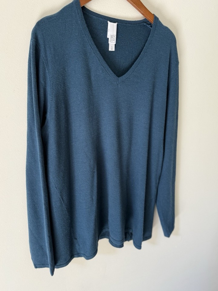 Wynne Layers V Neck Sweater Size L Blue Long Sleeve Viscose Blend ...