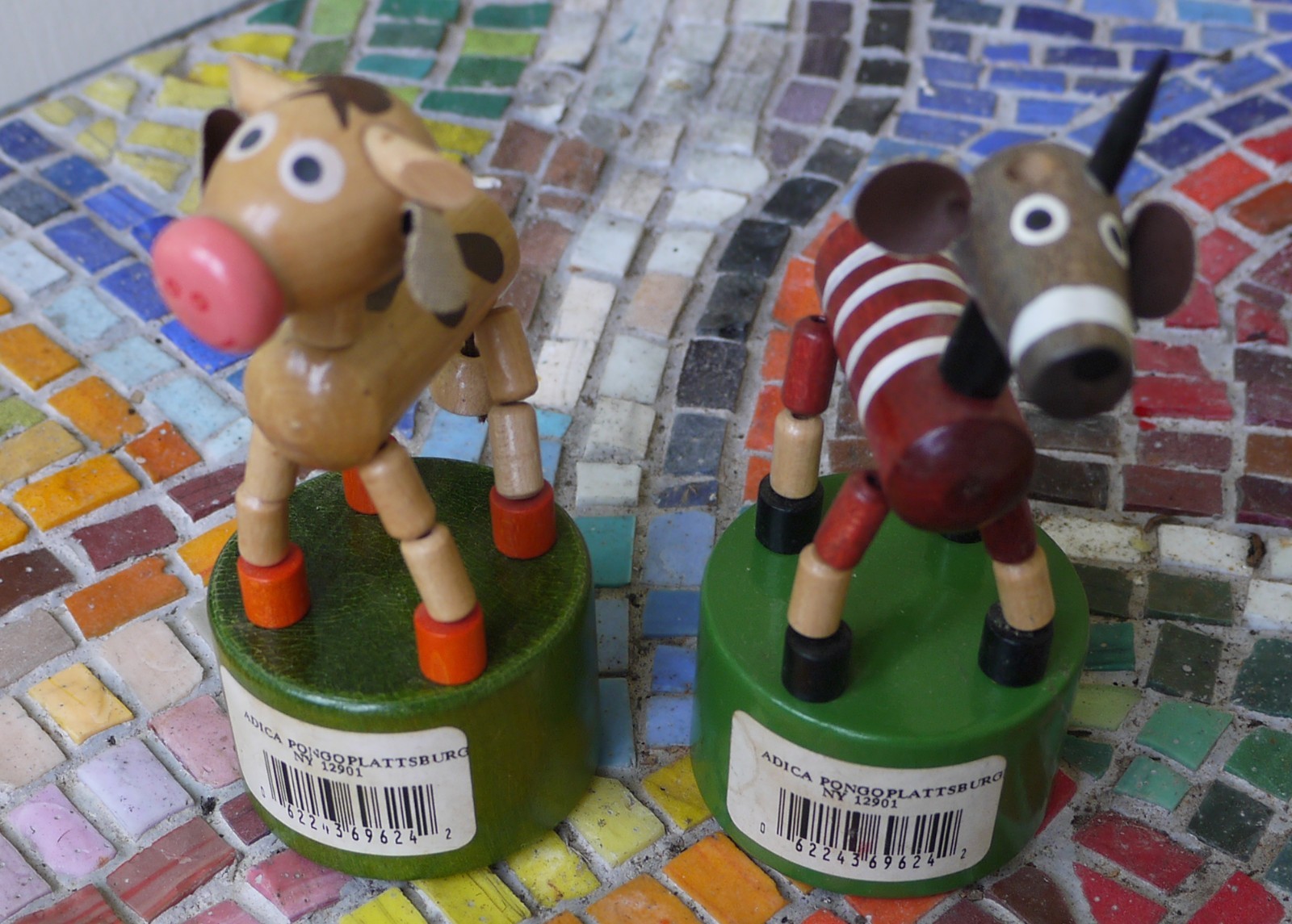 Adica Pongo Plattsburg 2 Collapsing Thumb Puppet's Horse/Donkeys Wood 1 ...