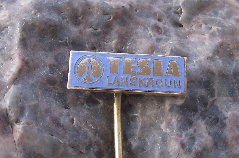 Vintage Tesla Lanskroun Sine Wave Logo Czech Radio Electronics Firm Pin ...