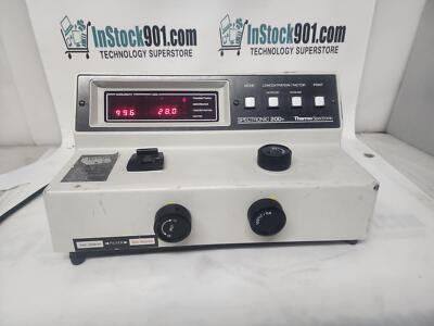 Analytical Instruments - Spectronic 20 Spectrophotometer