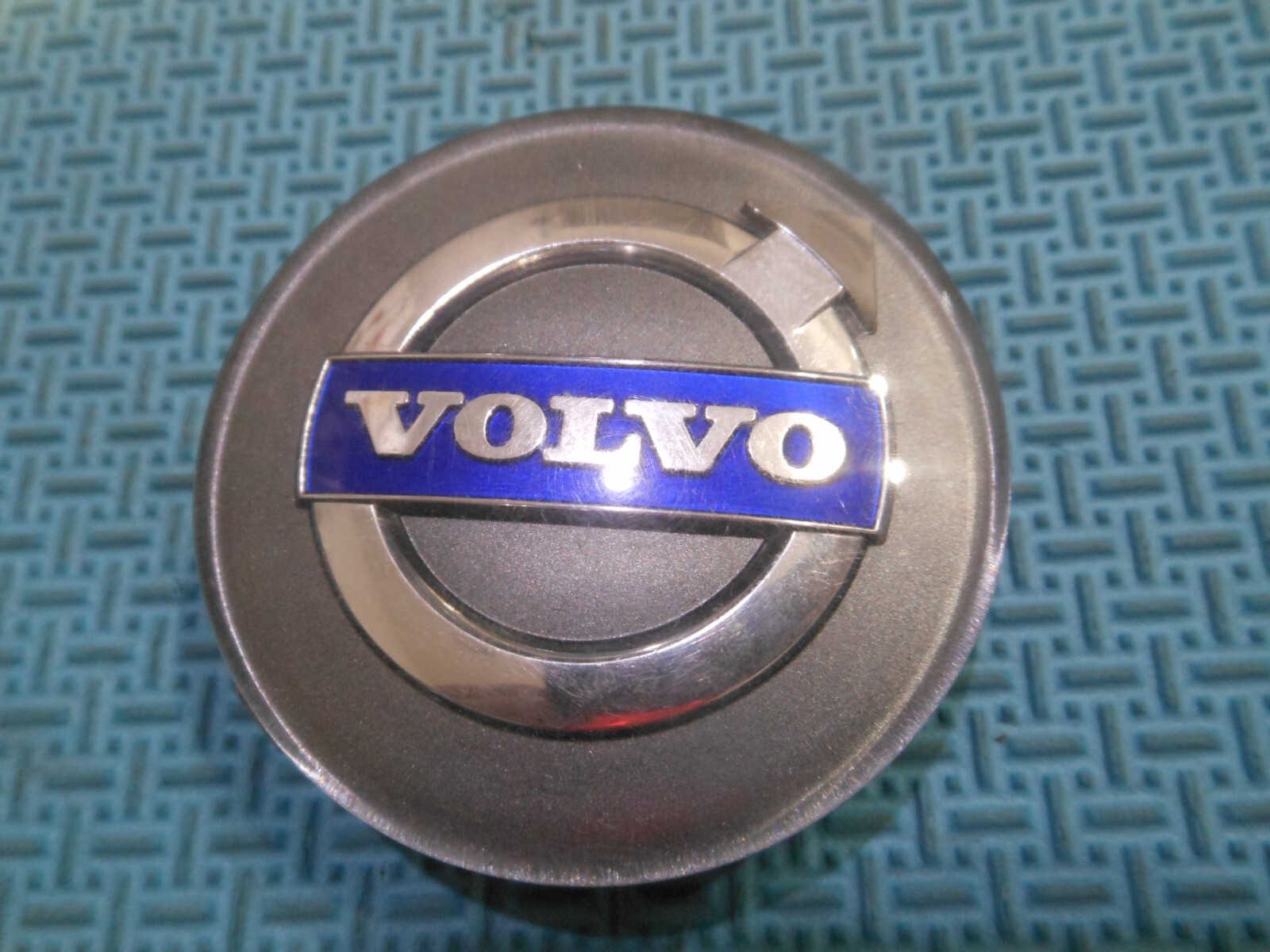 b Volvo 1998 2018 V50 V60 V70 XC60 XC70 XC9 OEM Center Cap 2 1/2" | eBay