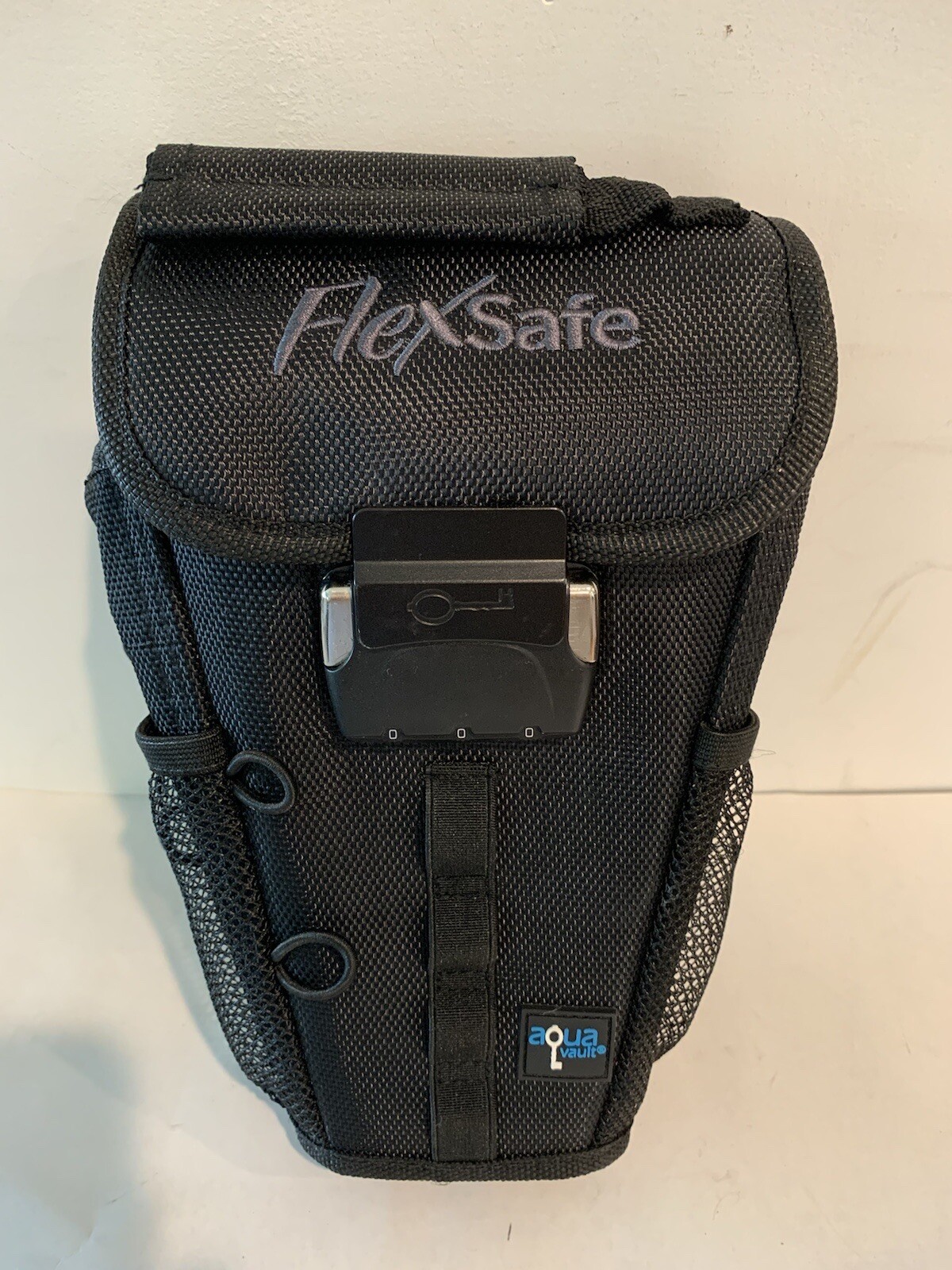 FlexSafe Aqua Vault Anti-Theft Portable Travel Safe Slash Proof RFID ...