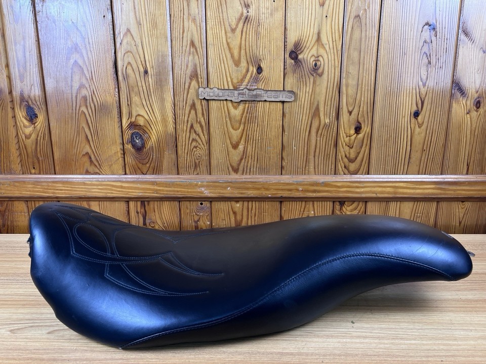 Pro Stitched 1997-2007 Harley Davidson Touring Seat Badlander ? Custom ...