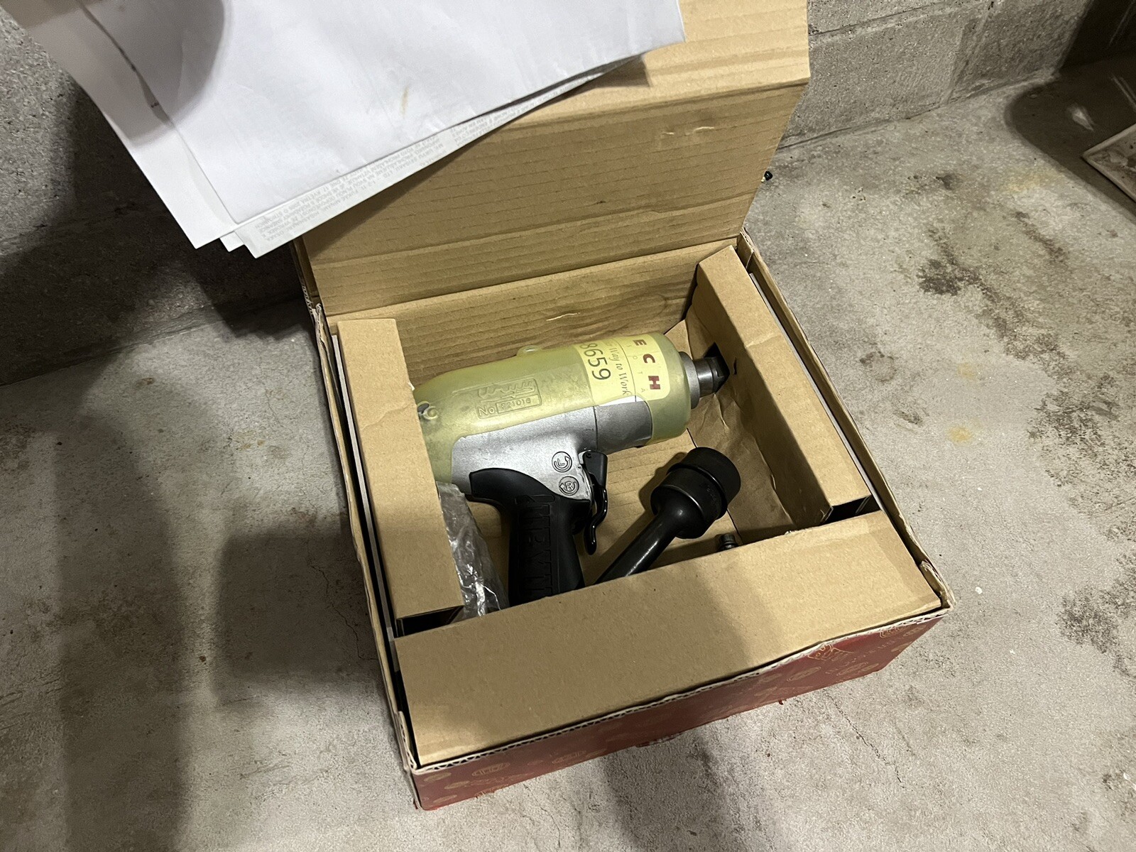 Express URYU ULT 150 Pneumatic oil pulse wrench 3/4 ( ULT 150) Aimco ...