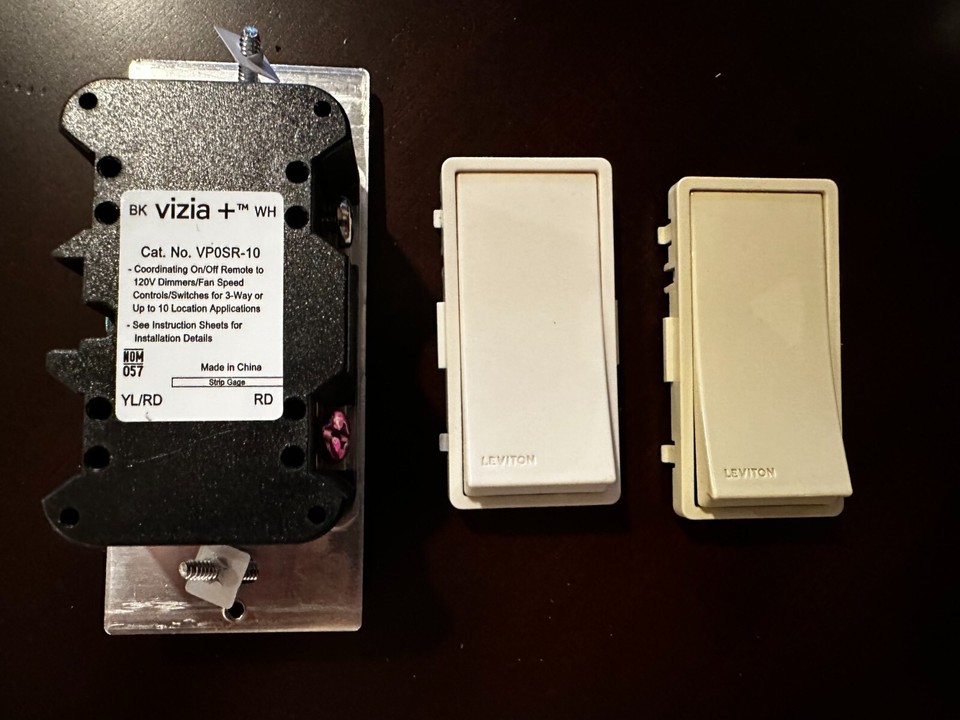 Leviton VP0SR-10Z, Vizia + Coordinating Remote Switch, 3-Way or Multi ...