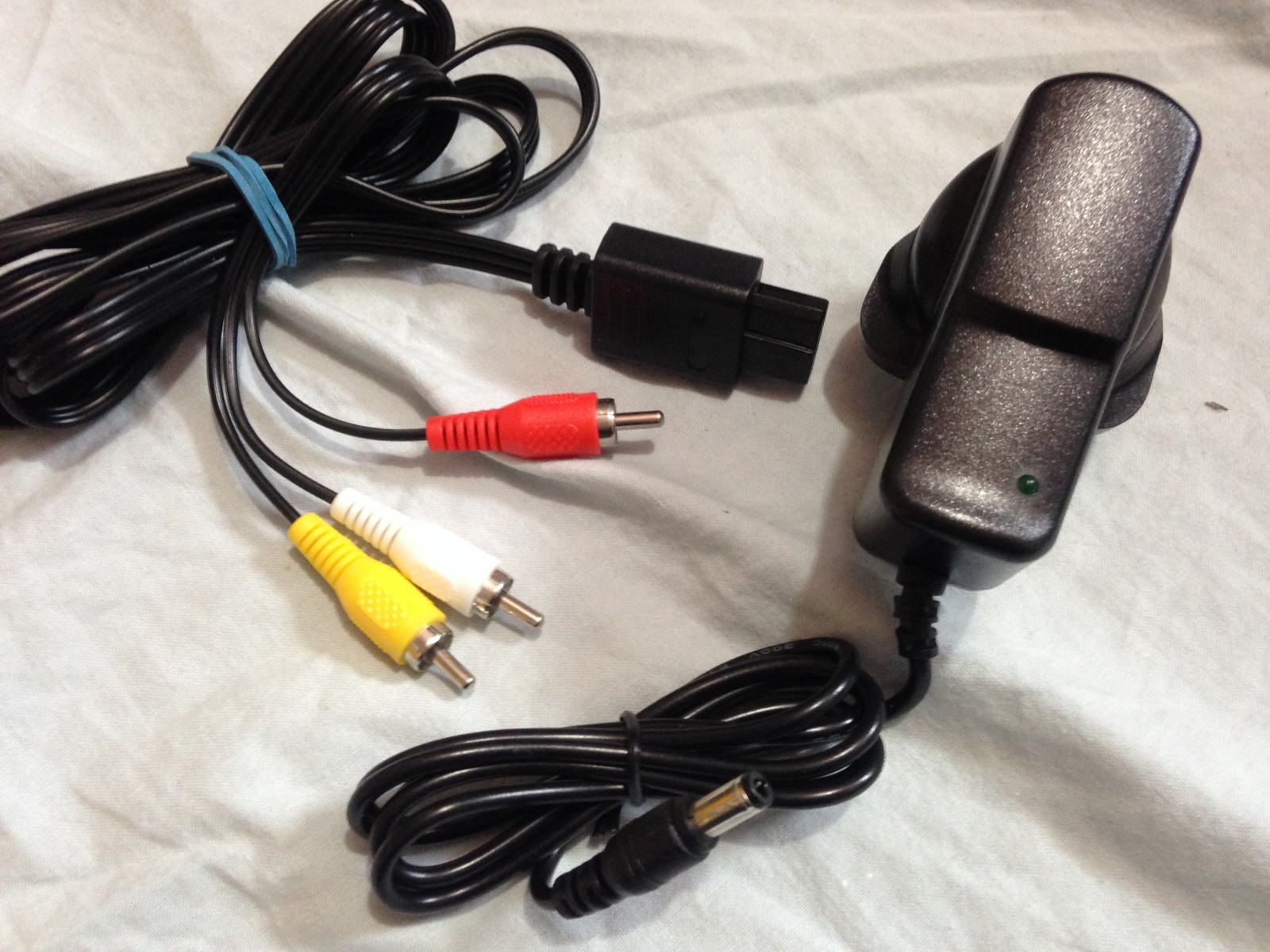 SNES Super Nintendo Power Supply and AV Lead Bundle NEW | eBay UK