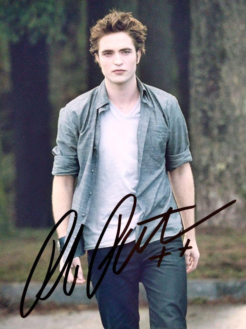 Young Robert Pattinson Modeling Fame Puts Robert Pattinson In The