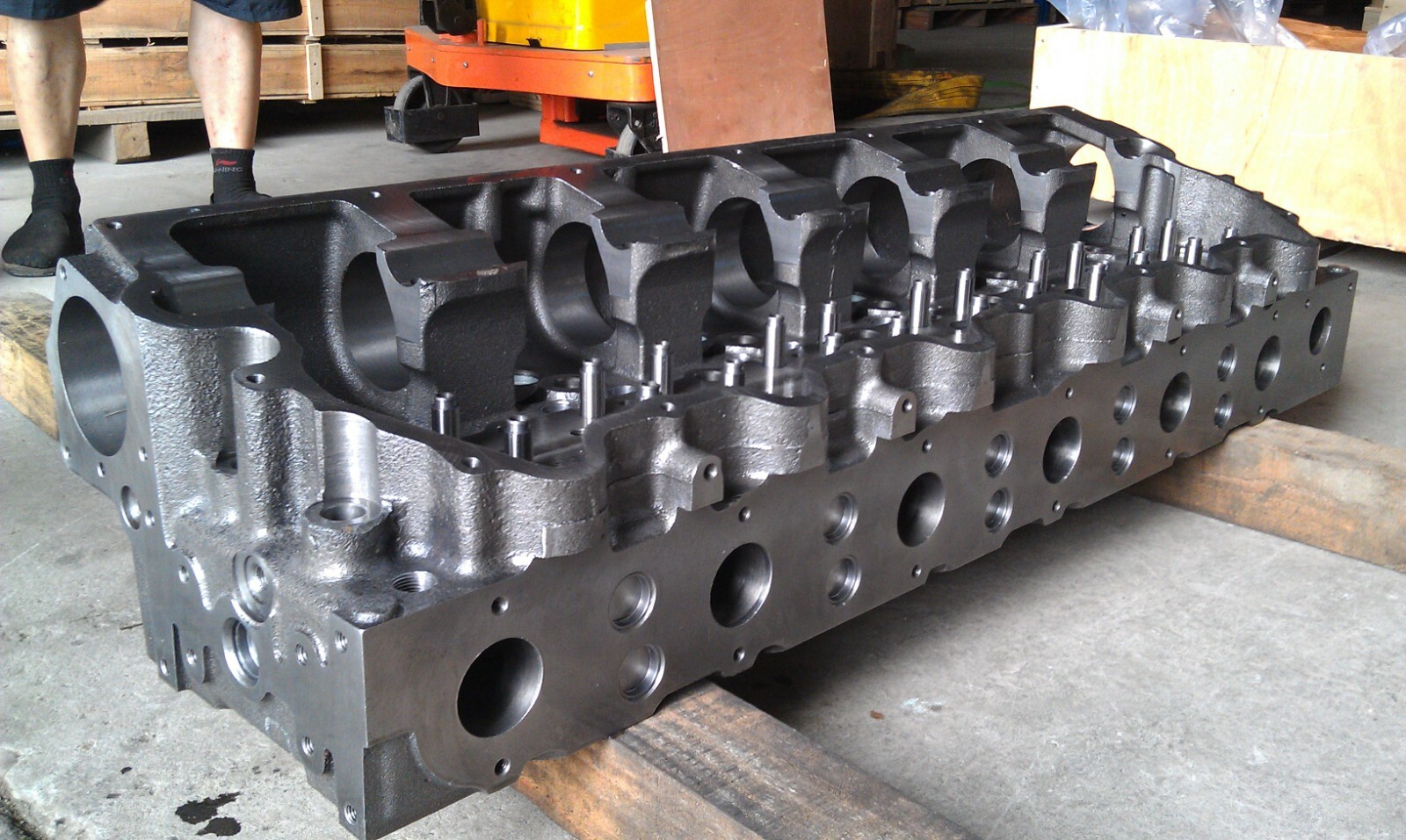 CAT C15 3406E Cylinder Head - Fully Loaded - Brand New | eBay