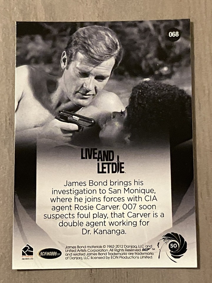 Rosie Carver / Gloria Hendry. James Bond 007 GOLD SPARKLE SP Parallel ...