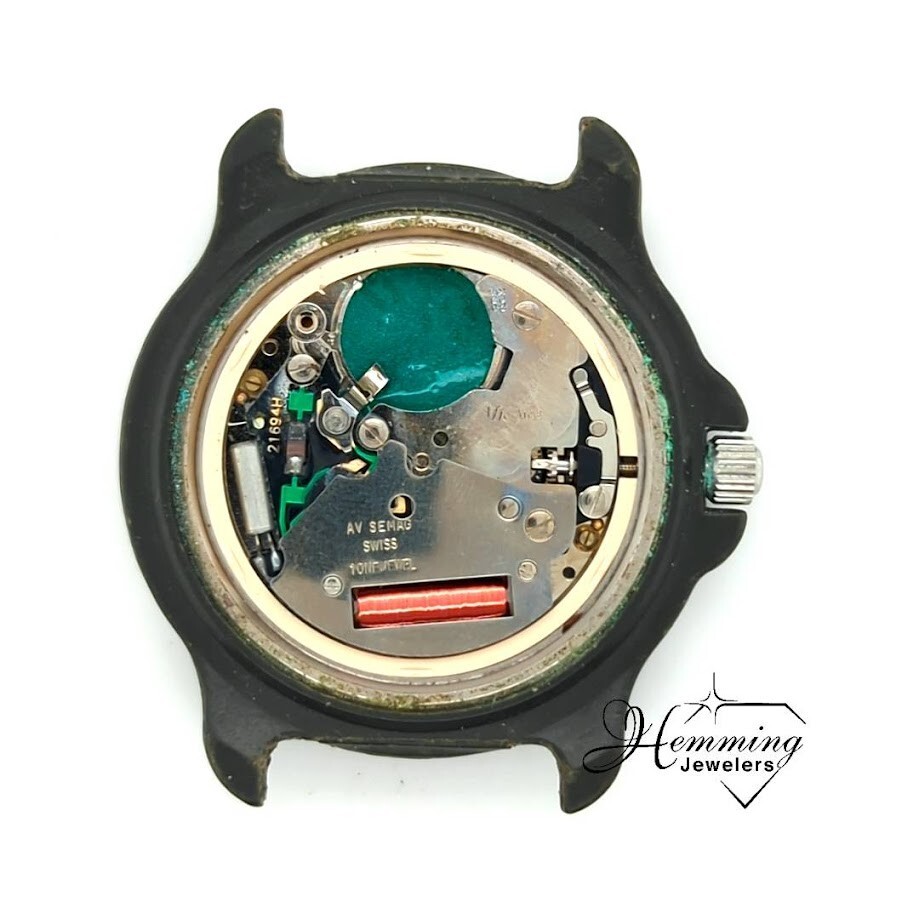 VTG Swiss Army Original Marlboro Watch Men 39mm; Not Working-for Parts ...