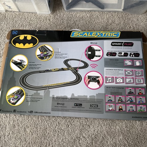 Micro Scalextric 1:64 Batman vs Joker Car Track Set Racing 4m #8617 | eBay
