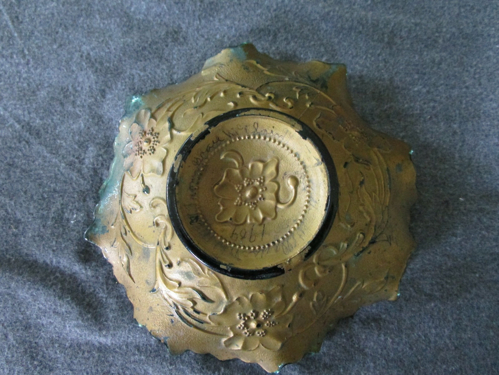 RARE EMERALD GREEN GOOFUS GLASS FLORAL PATTERN 7" BOWL | eBay