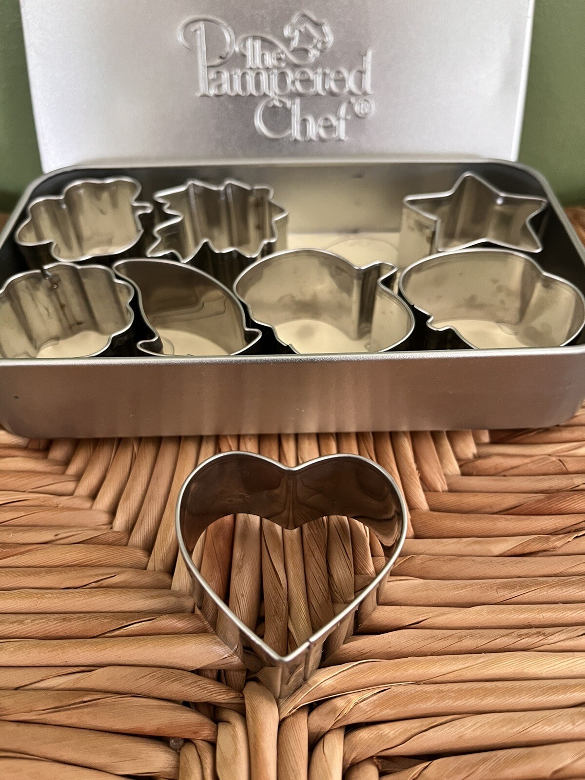 Pampered Chef Creative Cookie Cutters Miniature Set 8 Shapes Small Size ...