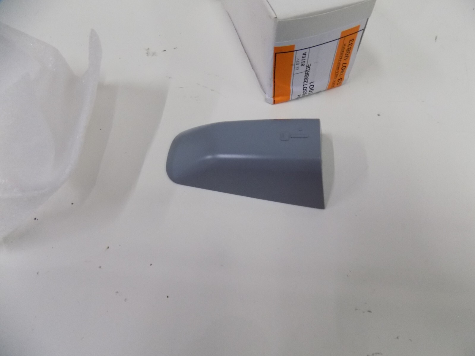 Range Rover Sport Evoque Genuine Front Left Door Handle Cap Cover ...