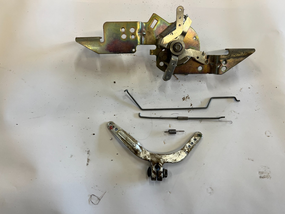 Kohler SV820 Courage Governor Linkage And Springs LEVER CONTROL | eBay