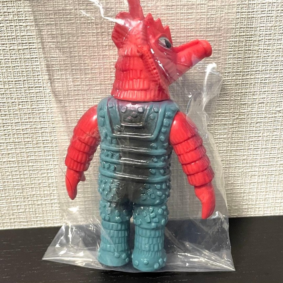 Pig s Nose Soft Baked Toy Kaiju Series Mistera Alien (Good) Sofubi From ...