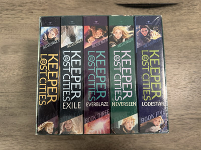 Keeper of the Lost Cities Collection Books 1-5 Boxed Set : Keeper ...