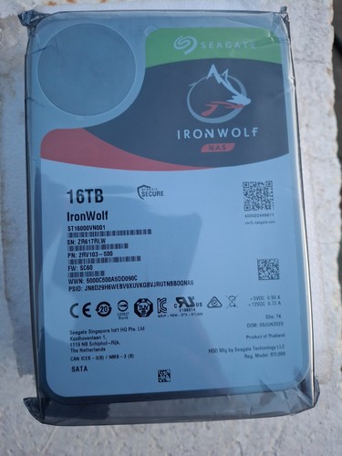 Seagate IronWolf Pro 16TB Internal HDD ST16000NE000 SATA 7200 RPM 3.5 ...