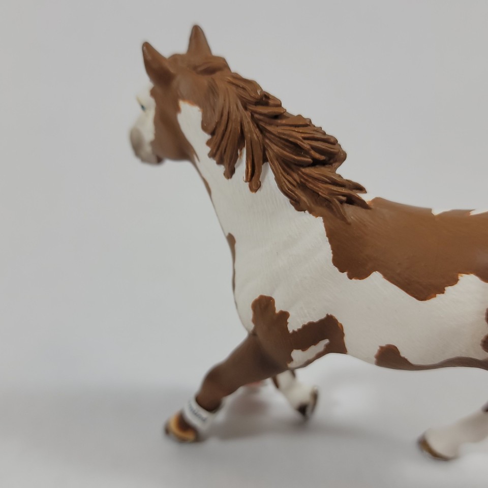 NEW Schleich 2006 Chestnut Paint Pinto Stallion Horse Figure 13616 ...