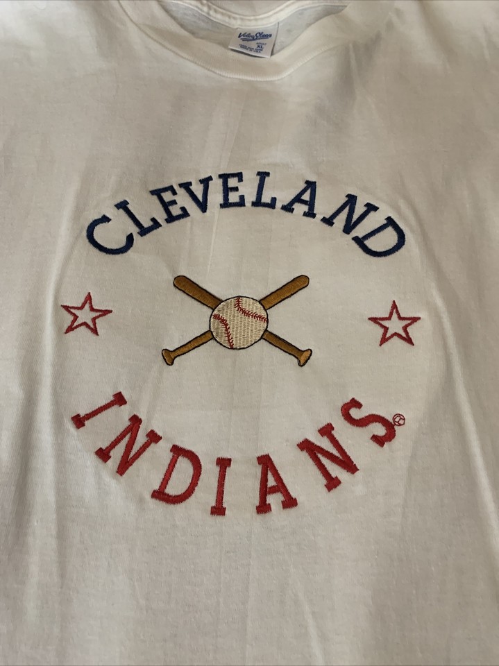 Vintage Single Stitch Cleveland Indians T-shirt Embroidered Size XL USA ...
