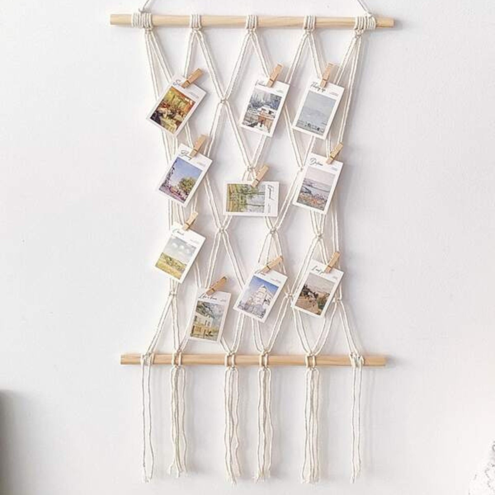 Macrame Photo Hanger, Boho Twine Photo Display,Hand-Woven Decor Photo ...