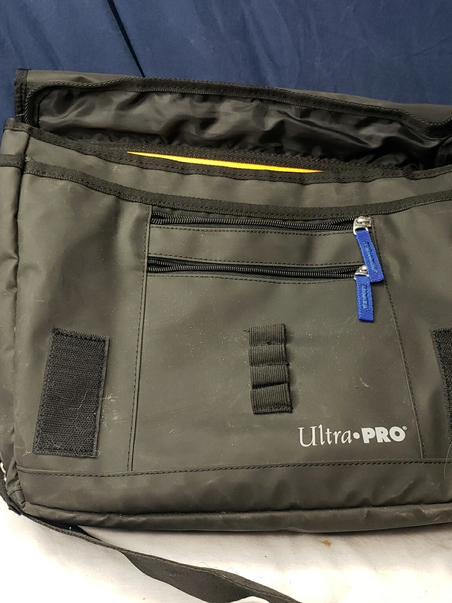 Ultra Pro Gaming Case