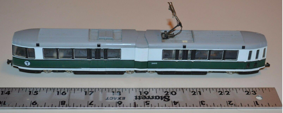 HO scale powered MBTA Boeing Vertol Light Rail Vehicle Boston Green ...