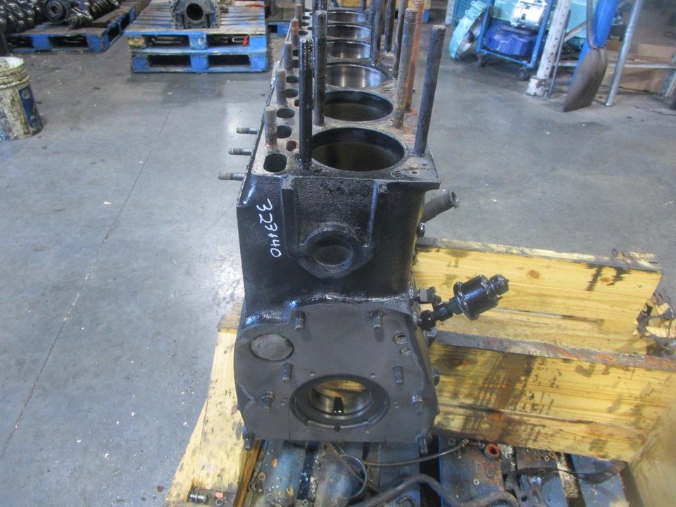 Hercules LDT-465 Multifuel Engine Cylinder Block Serial 3994821 ...