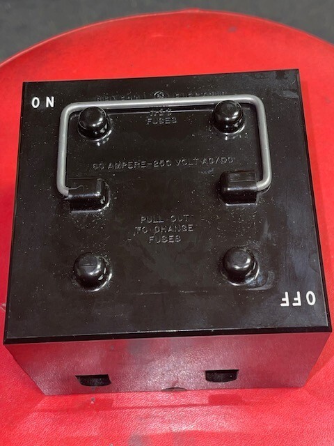 GENERAL ELECTRIC NEC FUSE HOLDER 60 AMP 250V AC/DC 2P Pull Out w/ 35A ...