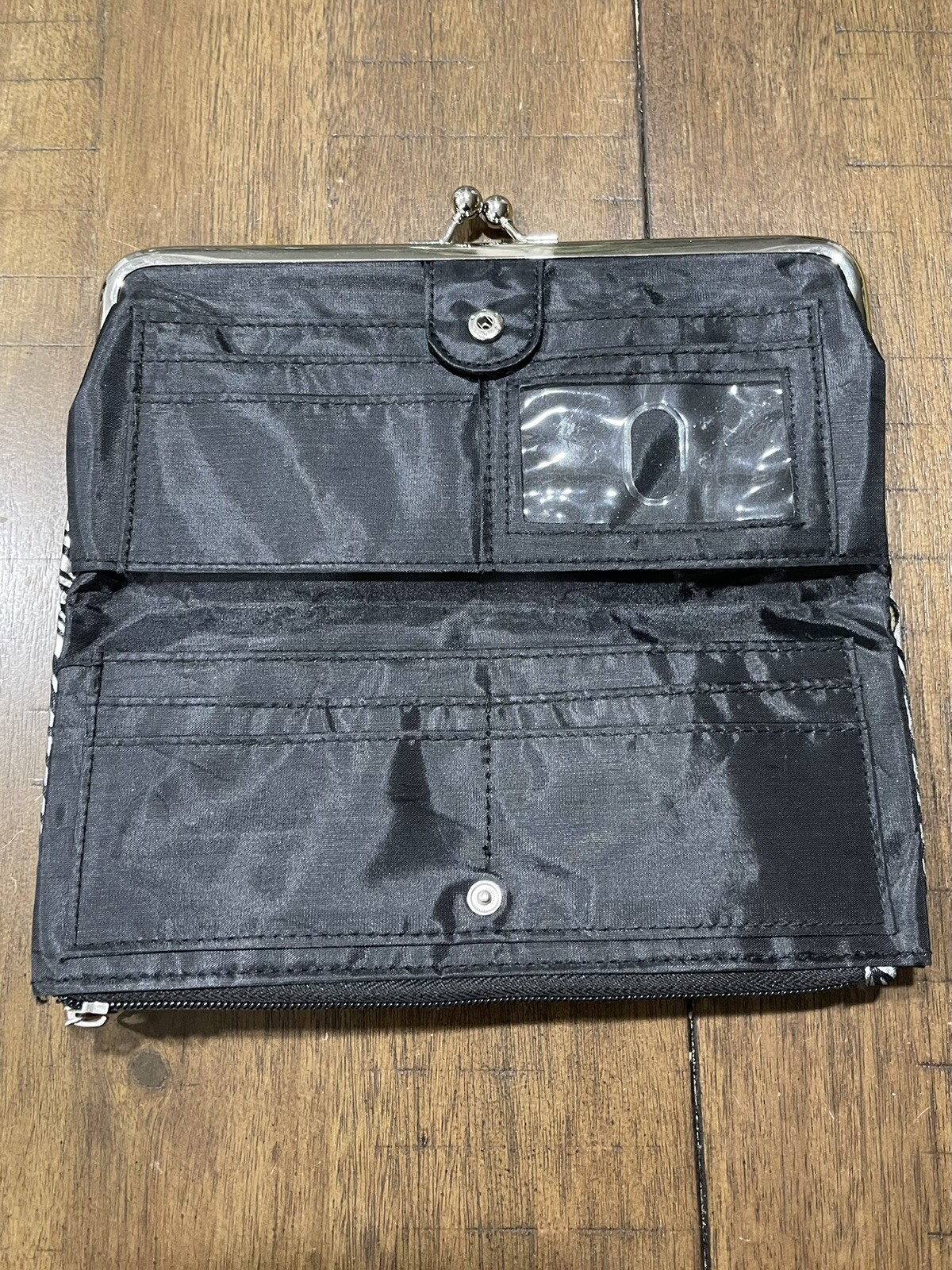 Zebra Print Metallic Silver Kiss Lock Clutch/Wallet Purse Excellent ...