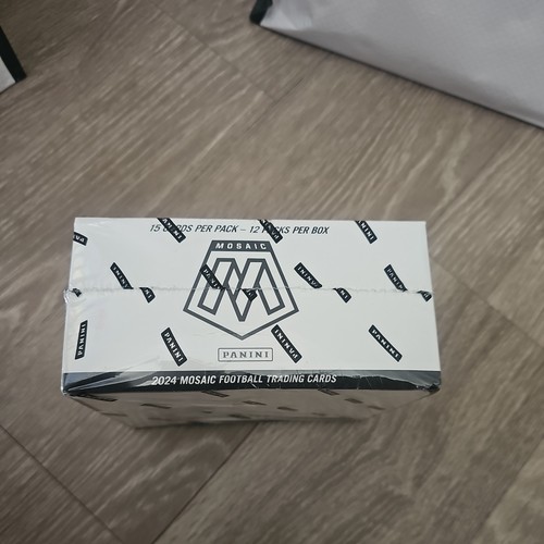 2024 Panini Mosaic Football SEALED Fat Pack Cello Box / 12 Packs 15 ...