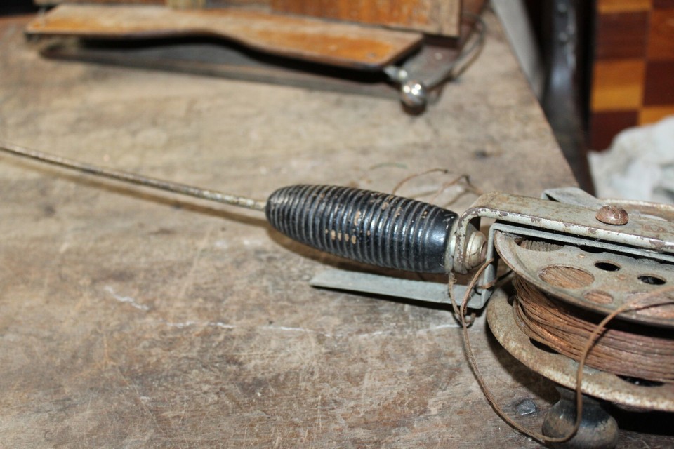 Vintage Stubby 36" Wood Handle Steel Fishing Rod and Reel | eBay