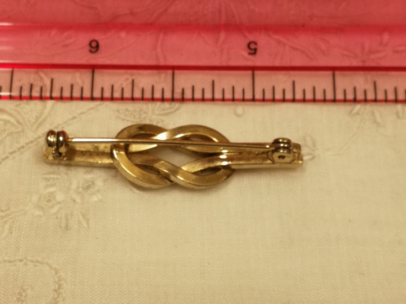 Vintage Gold Tone Twisted Ribbon Bar Pin/Brooch | eBay