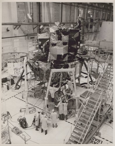 Apollo 17 | RARE NASA 1972 Lunar Module Checkout Engineers - Original Photo | eBay