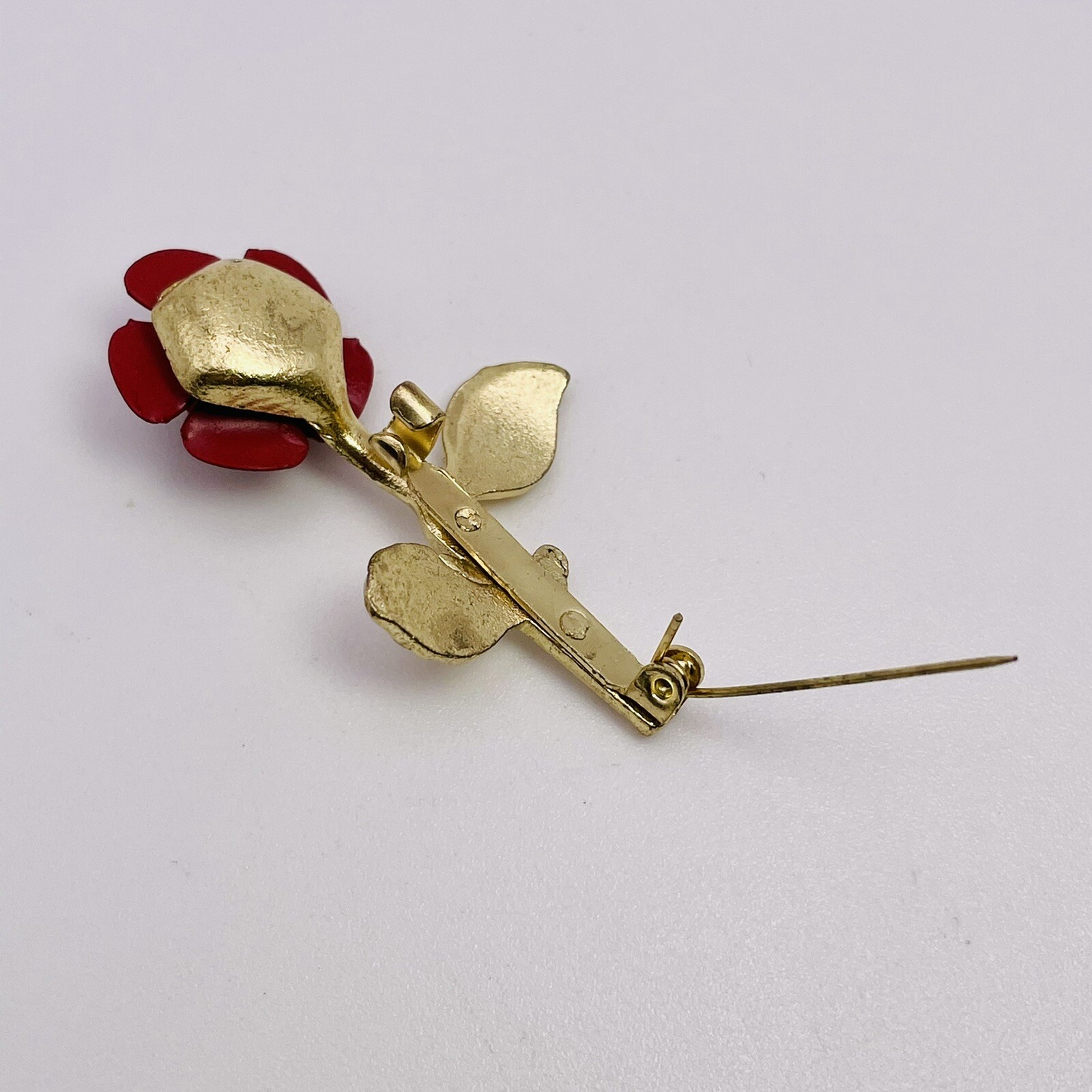Vintage Single Stem Red Rose Brooch Jewelry Pin - Bea… - Gem