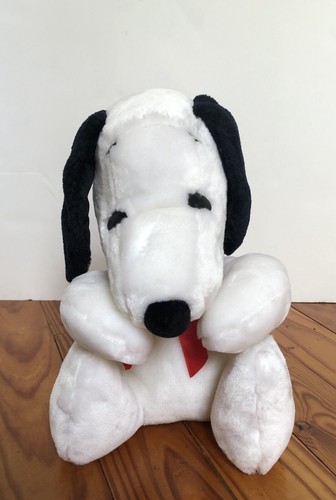 Irwin Toy 11" Plush SNOOPY Sitting Red Ribbon Bow Vtg Peanuts Gang ...