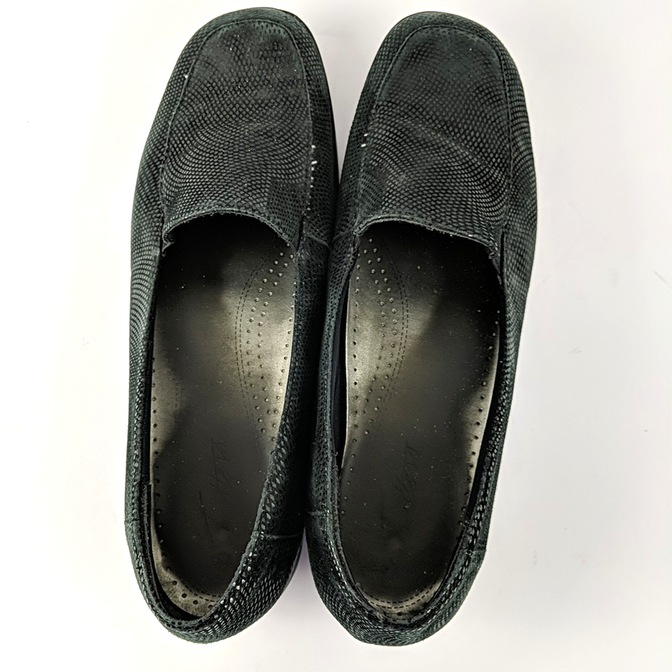 Women's Trotters Shoes Jenn Mini Dots Black Patent Suede Size 10M | eBay