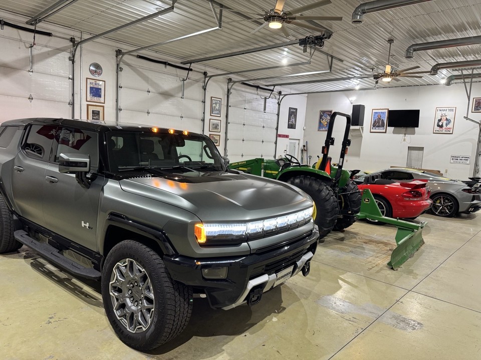 2024 GMC Hummer EV SUV 3X crab walk, launch mode (watts for freedom) | eBay