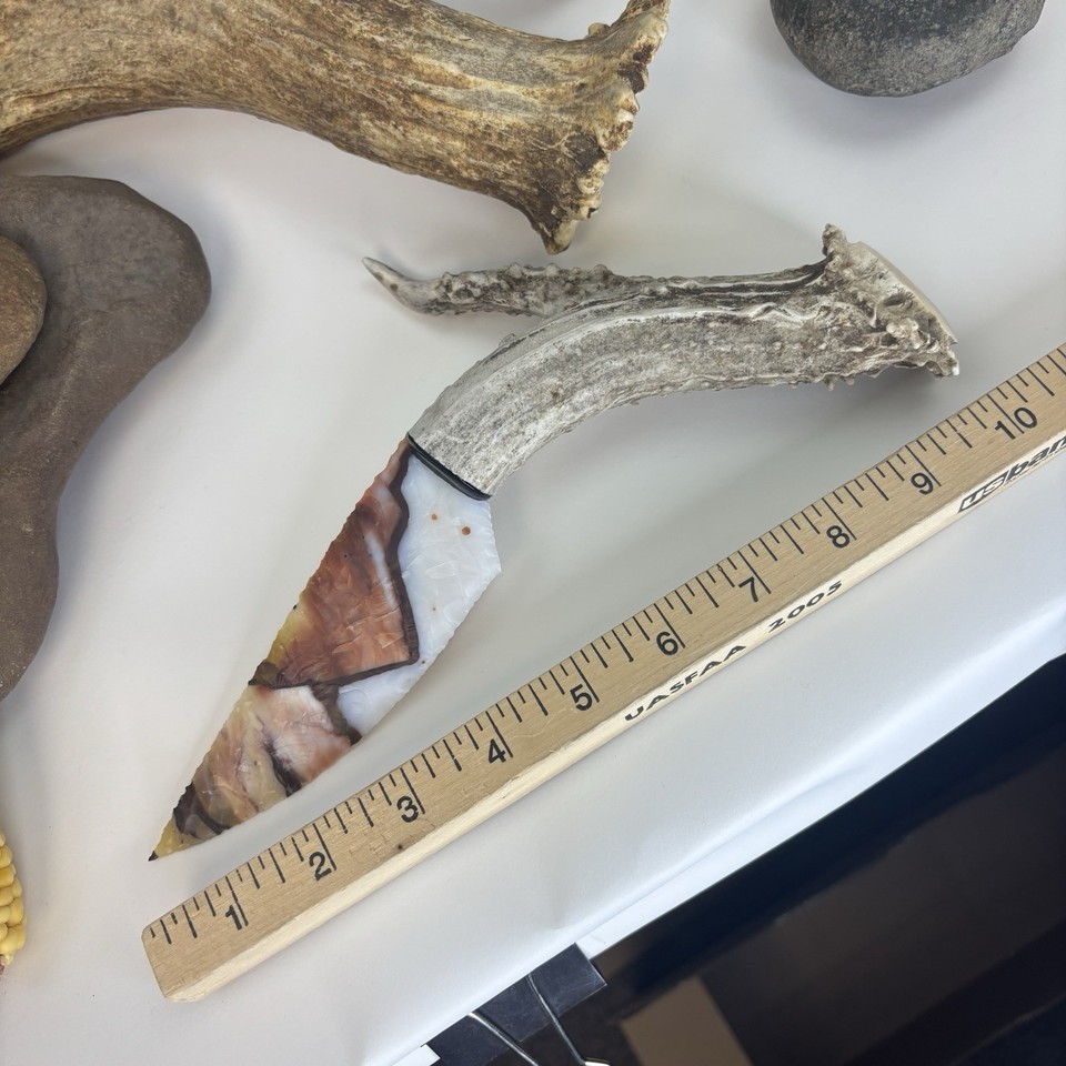 Flint Knapped Poka Dot Agate Native American Knife Replica Self ...