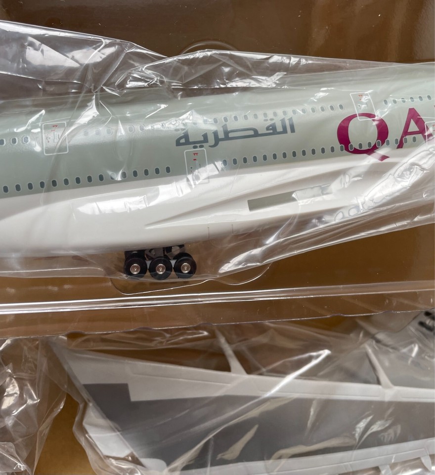 SALE! 1:200 QATAR Airbus A380 Daron Skymark | eBay