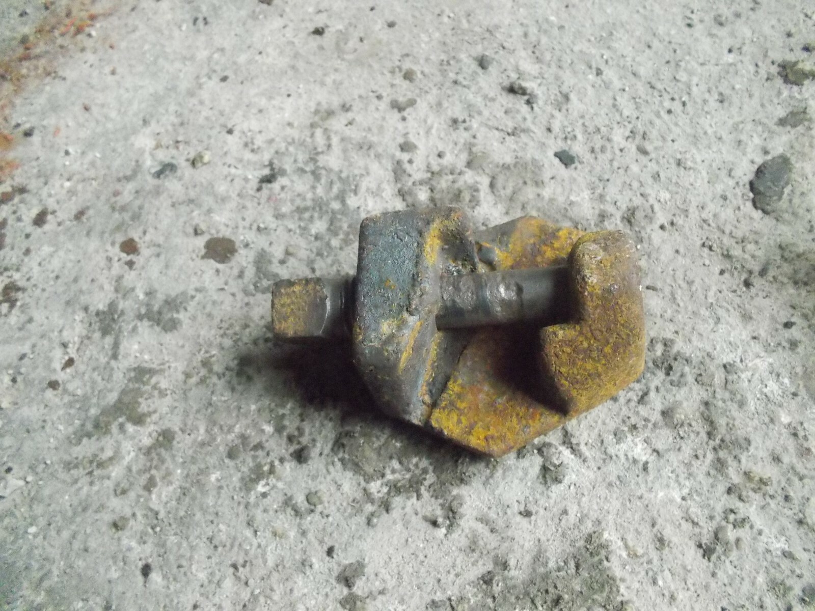 International 350 300 utility tractor IH power adjust rim spinout rim ...