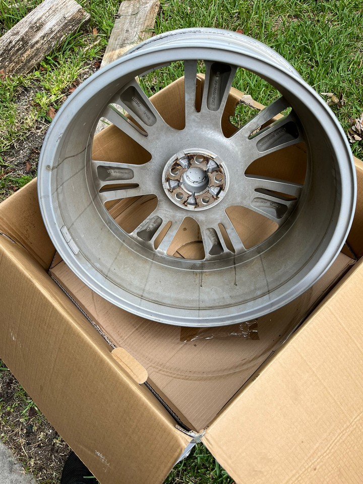 Factory Range Rover Velar Wheel 22” Genuine Original OEM Dynamic 7015 ...